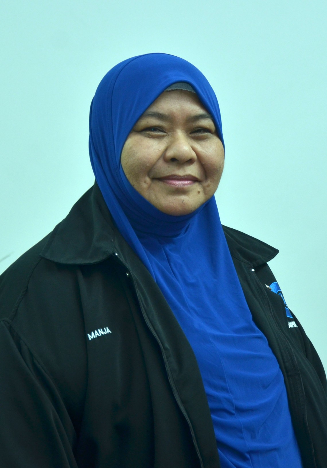 Nama: Manja Binti Mohd Disa